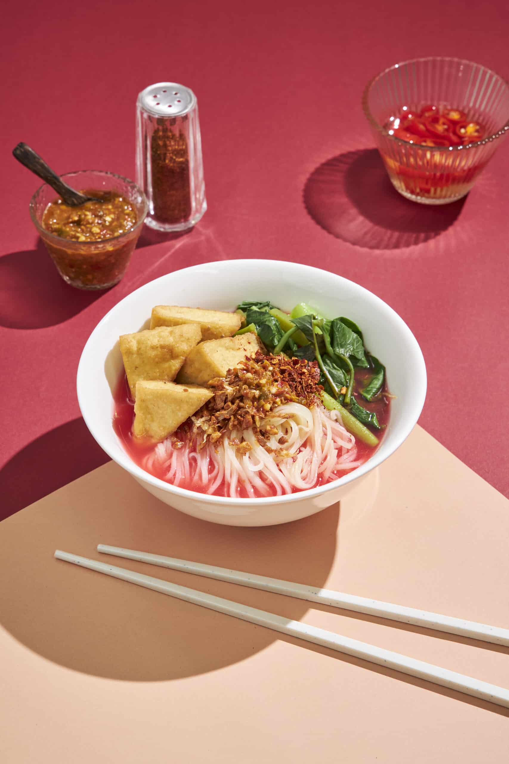 Tee Yen Ta Fo Spicy Noodles | Mahanakhon CUBE